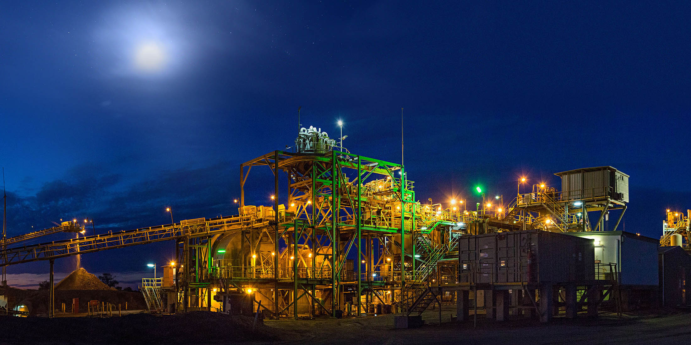 AXTON LED Lighting Solutions USA Mfr. IR Illuminator, White Light